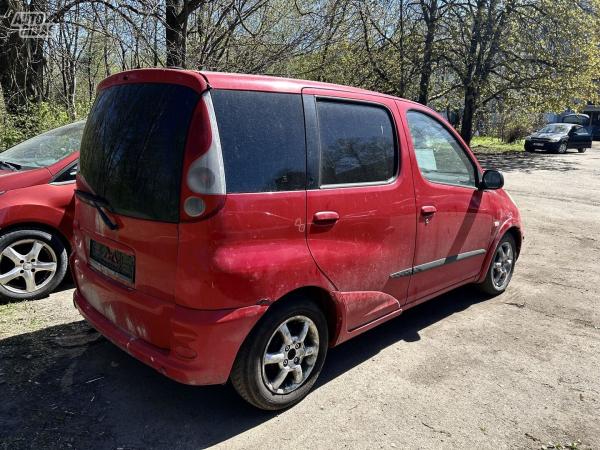 Тойота Ярис Версо 2003 в Вильнюс, объемом двигателя 1.30 л и пробегом 300 тыс. км за 799 €, фото 8 на AUTOMOTO.COM.LV