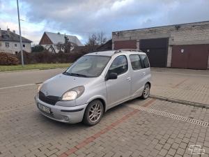 Toyota Yaris Verso 2002 Viļņa, ar dzinēja tilpumu 1.30 L un nobraukumu 240 tūkst. km par 1390 €, foto 4 vietnē AUTOMOTO.COM.LV