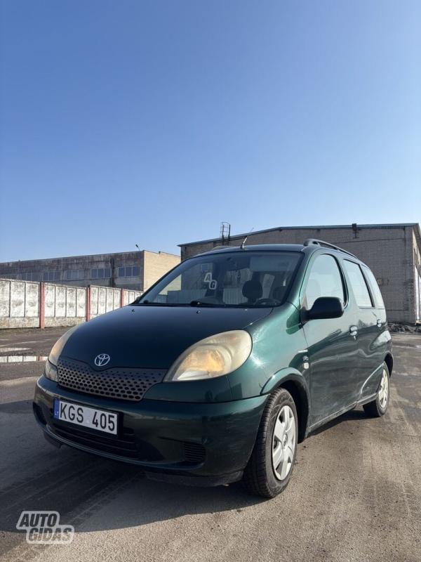 Toyota Yaris Verso 2002 in Ignalina, with an engine capacity of 1.40 L and mileage of 254 thousand km for 850 €, photo 1 on AUTOMOTO.COM.LV