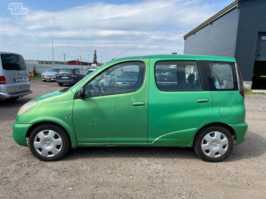 Toyota Yaris Verso 2002 in Kaunas, with an engine capacity of 1.40 L and mileage of 150 thousand km for 950 €, photo 6 on AUTOMOTO.COM.LV