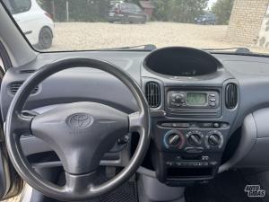 Toyota Yaris Verso 2003 in Vilnius, with an engine capacity of 1.30 L and mileage of 214 thousand km for 580 €, photo 11 on AUTOMOTO.COM.LV