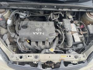 Toyota Yaris Verso 2003 in Vilnius, with an engine capacity of 1.30 L and mileage of 214 thousand km for 580 €, photo 12 on AUTOMOTO.COM.LV