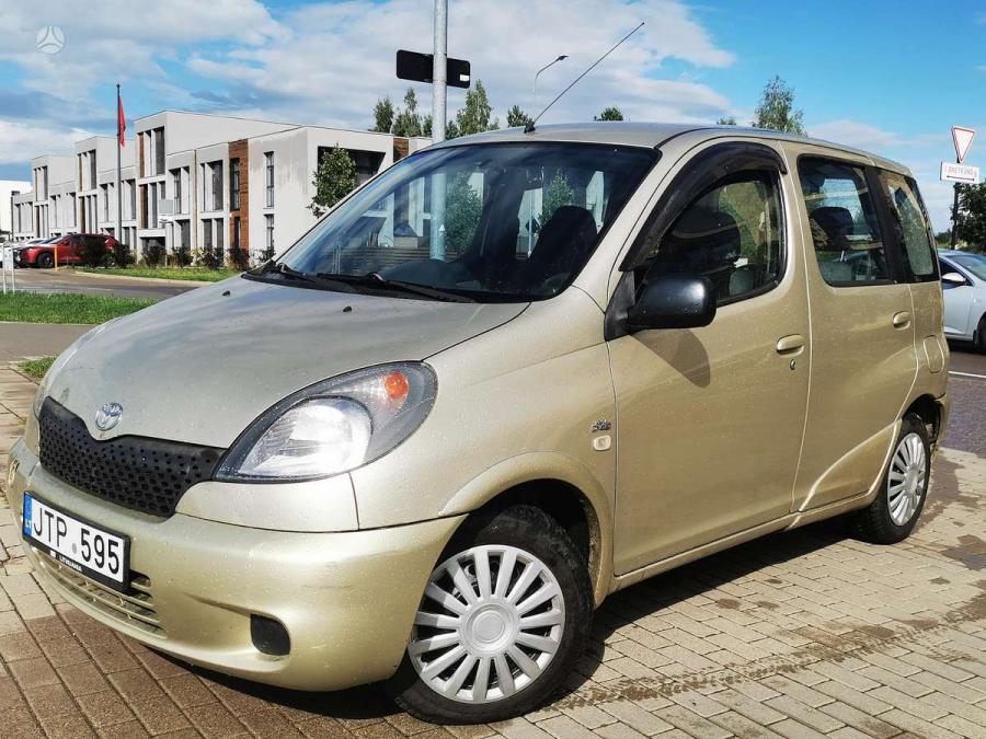 Dzeltens Toyota Yaris Verso 2003 Viļņa, ar dzinēja tilpumu 1.36 L un nobraukumu 194 tūkst. km par 1790 €, foto 14 vietnē AUTOMOTO.COM.LV