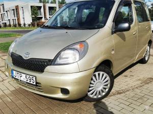 Dzeltens Toyota Yaris Verso 2003 Viļņa, ar dzinēja tilpumu 1.36 L un nobraukumu 194 tūkst. km par 1790 €, foto 17 vietnē AUTOMOTO.COM.LV