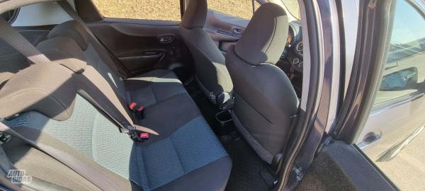 Violet Toyota Yaris 2011 in Kaunas, with an engine capacity of 1.40 L and mileage of 177 thousand km for 3900 €, photo 7 on AUTOMOTO.COM.LV