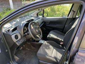 Violet Toyota Yaris 2014 in Vilnius, with an engine capacity of 1.33 L and mileage of 73 thousand km for 8900 €, photo 15 on AUTOMOTO.COM.LV