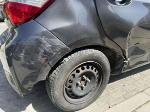 Violets Toyota Yaris 2017 Viļņa, ar dzinēja tilpumu 1.50 L un nobraukumu 212 tūkst. km par 5500 €, foto 8 vietnē AUTOMOTO.COM.LV