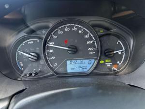 Violets Toyota Yaris 2017 Viļņa, ar dzinēja tilpumu 1.50 L un nobraukumu 212 tūkst. km par 5500 €, foto 15 vietnē AUTOMOTO.COM.LV
