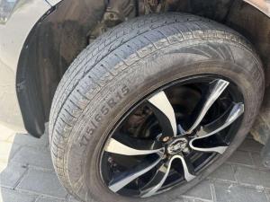 Violets Toyota Yaris 2017 Viļņa, ar dzinēja tilpumu 1.50 L un nobraukumu 212 tūkst. km par 5500 €, foto 16 vietnē AUTOMOTO.COM.LV