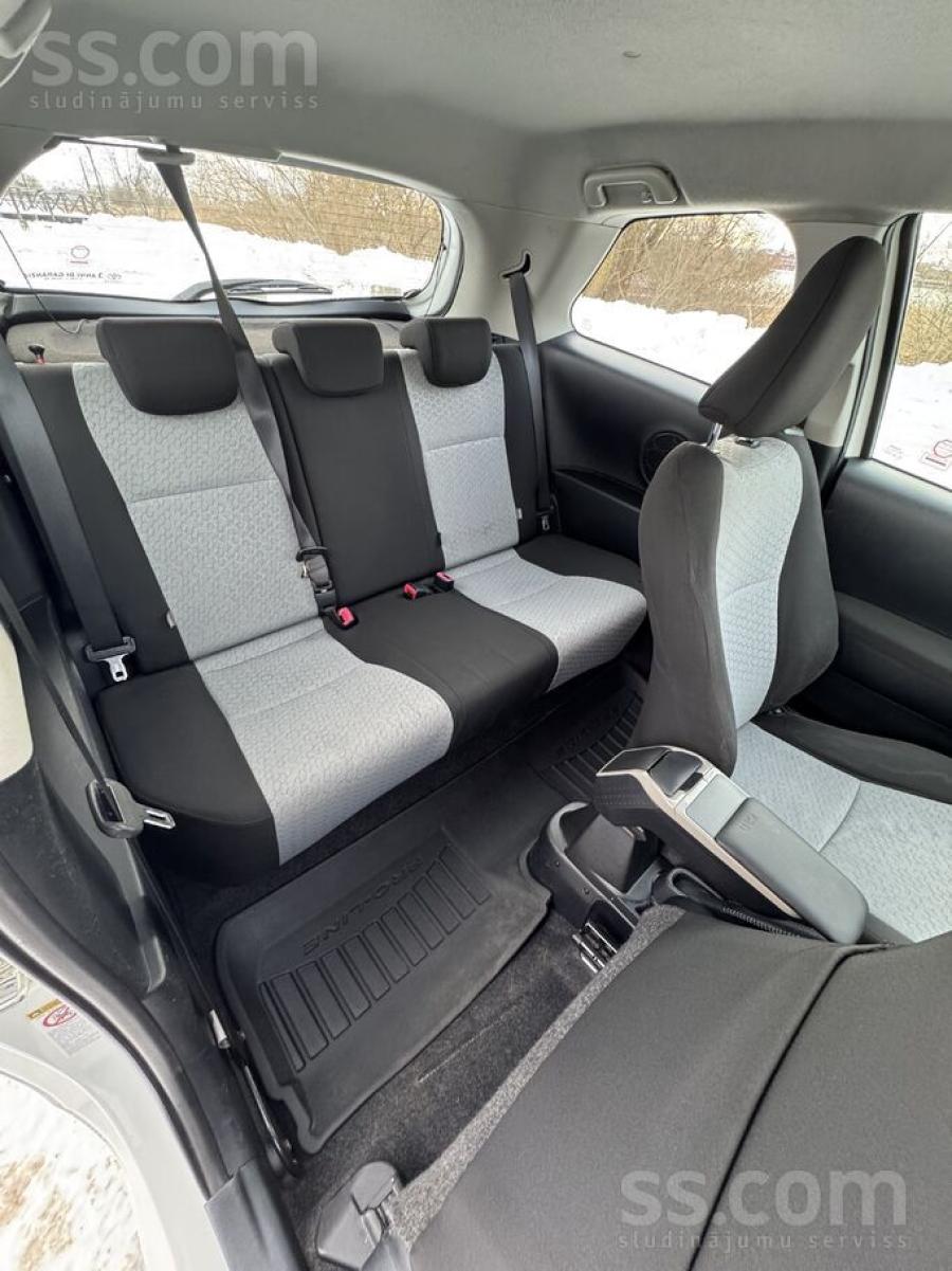 Balts Toyota Yaris 2011 Liepāja, ar dzinēja tilpumu 1.00 L un nobraukumu 185 tūkst. km par 3200 €, foto 10 vietnē AUTOMOTO.COM.LV