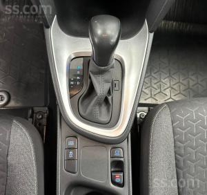 White Toyota Yaris 2023 in Jekabpils, with an engine capacity of 1.50 L and mileage of 44 thousand km for 16900 €, photo 17 on AUTOMOTO.COM.LV