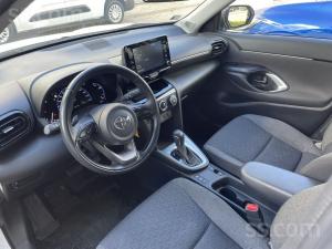 Balts Toyota Yaris 2023 Rīga, ar dzinēja tilpumu 1.50 L un nobraukumu 86 tūkst. km par 15700 €, foto 10 vietnē AUTOMOTO.COM.LV