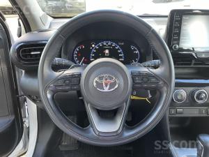 Balts Toyota Yaris 2023 Rīga, ar dzinēja tilpumu 1.50 L un nobraukumu 86 tūkst. km par 15700 €, foto 13 vietnē AUTOMOTO.COM.LV