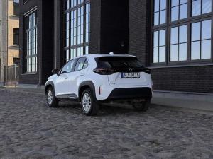 Balts Toyota Yaris 2023 Rīga, ar dzinēja tilpumu 1.50 L un nobraukumu 56 tūkst. km par 16500 €, foto 4 vietnē AUTOMOTO.COM.LV