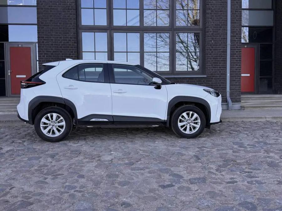 Balts Toyota Yaris 2023 Rīga, ar dzinēja tilpumu 1.50 L un nobraukumu 56 tūkst. km par 16500 €, foto 6 vietnē AUTOMOTO.COM.LV