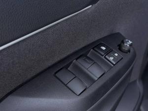 Balts Toyota Yaris 2023 Rīga, ar dzinēja tilpumu 1.50 L un nobraukumu 56 tūkst. km par 16500 €, foto 12 vietnē AUTOMOTO.COM.LV