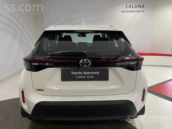 Toyota Yaris 2023 Jēkabpils vietnē Balts Toyota Yaris 2023 Jēkabpils, ar dzinēja tilpumu 1.50 L un nobraukumu 74 tūkst. km par 16200 €, foto 4 vietnē AUTOMOTO.COM.LV