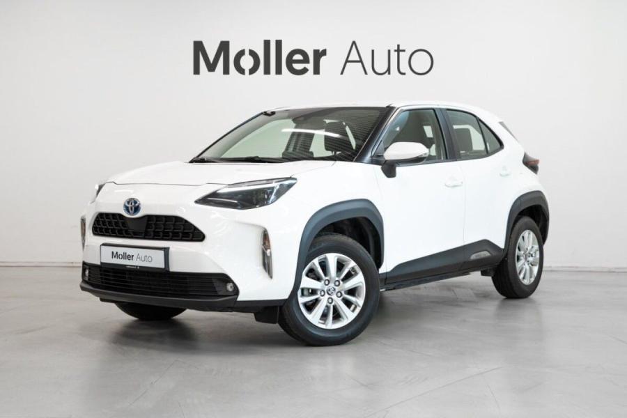Balts Toyota Yaris 2024 Viļņa, ar dzinēja tilpumu 1.50 L un nobraukumu 41 tūkst. km par 23100 €, foto 1 vietnē AUTOMOTO.COM.LV