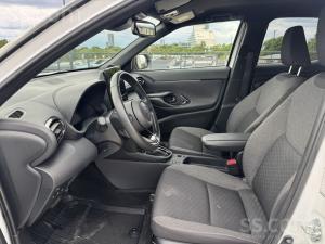 Balts Toyota Yaris 2024 Rīga, ar dzinēja tilpumu 1.50 L un nobraukumu 29 tūkst. km par 23500 €, foto 10 vietnē AUTOMOTO.COM.LV