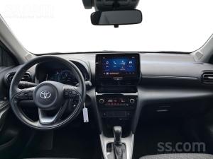 Balts Toyota Yaris 2025 Rīga, ar dzinēja tilpumu 1.50 L un nobraukumu 14 tūkst. km par 23990 €, foto 9 vietnē AUTOMOTO.COM.LV