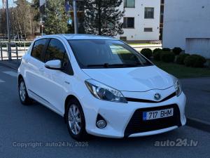 Balts Toyota Yaris 2012 Tallina, ar dzinēja tilpumu 1.50 L un nobraukumu 168 tūkst. km par 7990 €, foto 11 vietnē AUTOMOTO.COM.LV