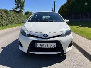 White Toyota Yaris 2012 in Vilnius, with an engine capacity of 1.50 L and mileage of 249 thousand km for 6499 €, photo 10 on AUTOMOTO.COM.LV