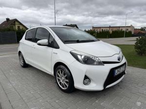 Balts Toyota Yaris 2012 Šilutė, ar dzinēja tilpumu 1.50 L un nobraukumu 192 tūkst. km par 5700 €, foto 3 vietnē AUTOMOTO.COM.LV