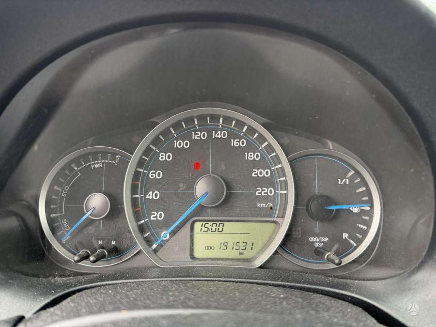 Balts Toyota Yaris 2012 Šilutė, ar dzinēja tilpumu 1.50 L un nobraukumu 192 tūkst. km par 5700 €, foto 13 vietnē AUTOMOTO.COM.LV