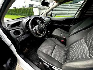 Balts Toyota Yaris 2012 Viļņa, ar dzinēja tilpumu 1.36 L un nobraukumu 198 tūkst. km par 3650 €, foto 8 vietnē AUTOMOTO.COM.LV