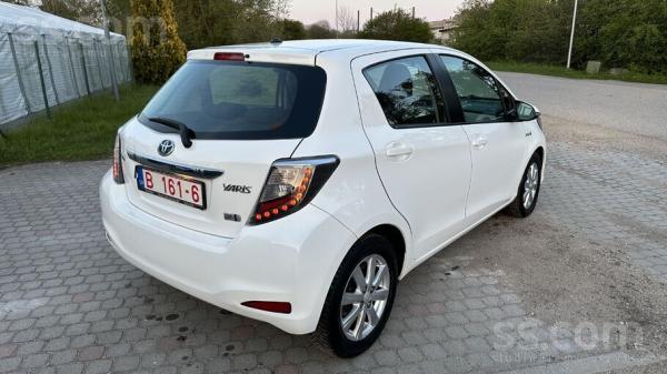 Balts Toyota Yaris 2013 Liepāja, ar dzinēja tilpumu 1.50 L un nobraukumu 193 tūkst. km par 7150 €, foto 7 vietnē AUTOMOTO.COM.LV