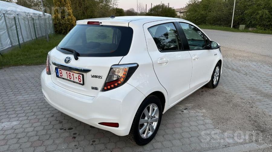 Balts Toyota Yaris 2013 Liepāja, ar dzinēja tilpumu 1.50 L un nobraukumu 193 tūkst. km par 7150 €, foto 7 vietnē AUTOMOTO.COM.LV
