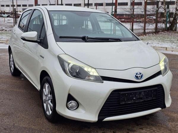Balts Toyota Yaris 2013 Rokiškis, ar dzinēja tilpumu 1.50 L un nobraukumu 260 tūkst. km par 4650 €, foto 8 vietnē AUTOMOTO.COM.LV