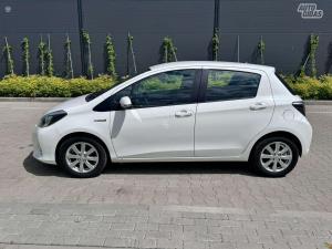 Balts Toyota Yaris 2013 Viļņa, ar dzinēja tilpumu 1.50 L un nobraukumu 163 tūkst. km par 8500 €, foto 5 vietnē AUTOMOTO.COM.LV