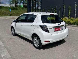 Balts Toyota Yaris 2013 Viļņa, ar dzinēja tilpumu 1.50 L un nobraukumu 163 tūkst. km par 8500 €, foto 9 vietnē AUTOMOTO.COM.LV