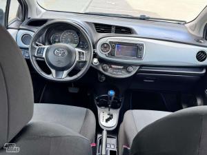 Balts Toyota Yaris 2013 Viļņa, ar dzinēja tilpumu 1.50 L un nobraukumu 163 tūkst. km par 8500 €, foto 22 vietnē AUTOMOTO.COM.LV