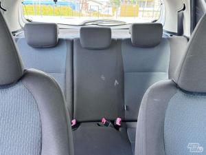 Balts Toyota Yaris 2013 Viļņa, ar dzinēja tilpumu 1.50 L un nobraukumu 163 tūkst. km par 8500 €, foto 21 vietnē AUTOMOTO.COM.LV