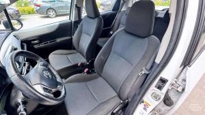 White Toyota Yaris 2013 in Vilnius, with an engine capacity of 1.50 L and mileage of 163 thousand km for 8500 €, photo 12 on AUTOMOTO.COM.LV