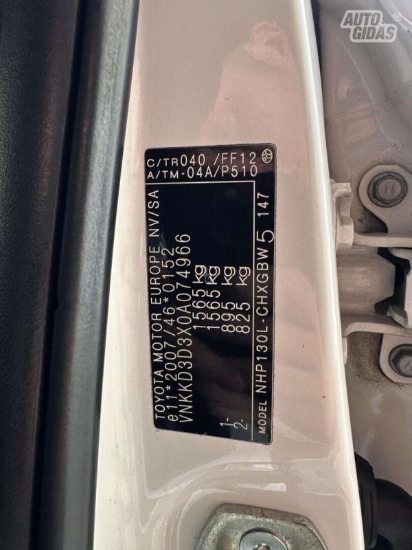 Balts Toyota Yaris 2013 Viļņa, ar dzinēja tilpumu 1.50 L un nobraukumu 172 tūkst. km par 7950 €, foto 8 vietnē AUTOMOTO.COM.LV