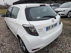 Balts Toyota Yaris 2014 Tauragė, ar dzinēja tilpumu 1.36 L un nobraukumu 370 tūkst. km par 3000 €, foto 6 vietnē AUTOMOTO.COM.LV