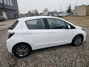 Balts Toyota Yaris 2014 Tauragė, ar dzinēja tilpumu 1.36 L un nobraukumu 370 tūkst. km par 3000 €, foto 12 vietnē AUTOMOTO.COM.LV