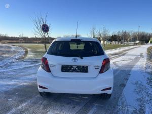 Balts Toyota Yaris 2014 Šauļi, ar dzinēja tilpumu 1.36 L un nobraukumu 190 tūkst. km par 4200 €, foto 6 vietnē AUTOMOTO.COM.LV