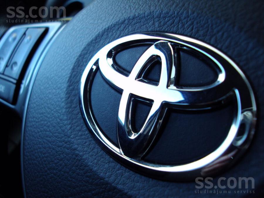Balts Toyota Yaris 2014 Rīga, ar dzinēja tilpumu 1.50 L un nobraukumu 184 tūkst. km par 8300 €, foto 11 vietnē AUTOMOTO.COM.LV