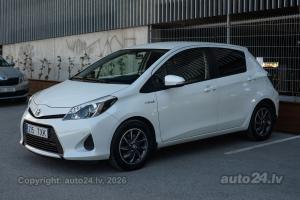 White Toyota Yaris 2014 in Tallinn, with an engine capacity of 1.50 L and mileage of 244 thousand km for 8990 €, photo  on AUTOMOTO.COM.LV