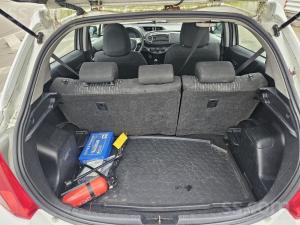 Balts Toyota Yaris 2014 Rīga, ar dzinēja tilpumu 1.30 L un nobraukumu 149 tūkst. km par 4790 €, foto 7 vietnē AUTOMOTO.COM.LV
