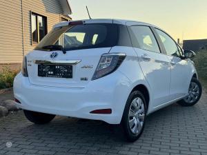 Balts Toyota Yaris 2014 Viļņa, ar dzinēja tilpumu 1.50 L un nobraukumu 106 tūkst. km par 7450 €, foto 8 vietnē AUTOMOTO.COM.LV
