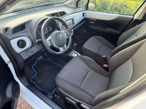 Balts Toyota Yaris 2014 Viļņa, ar dzinēja tilpumu 1.50 L un nobraukumu 106 tūkst. km par 7450 €, foto 14 vietnē AUTOMOTO.COM.LV