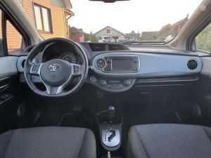 Balts Toyota Yaris 2014 Viļņa, ar dzinēja tilpumu 1.50 L un nobraukumu 106 tūkst. km par 7450 €, foto 20 vietnē AUTOMOTO.COM.LV