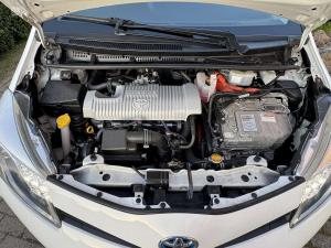 Balts Toyota Yaris 2014 Viļņa, ar dzinēja tilpumu 1.50 L un nobraukumu 106 tūkst. km par 7450 €, foto 24 vietnē AUTOMOTO.COM.LV