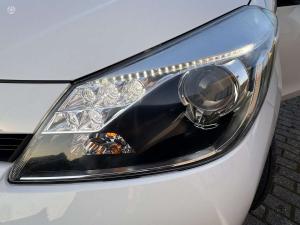 Balts Toyota Yaris 2014 Viļņa, ar dzinēja tilpumu 1.50 L un nobraukumu 106 tūkst. km par 7450 €, foto 25 vietnē AUTOMOTO.COM.LV