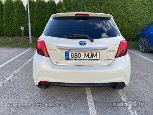 Белый Тойота Ярис 2014 в Таллин, объемом двигателя 1.50 л и пробегом 96 тыс. км за 7600 €, фото 4 на AUTOMOTO.COM.LV